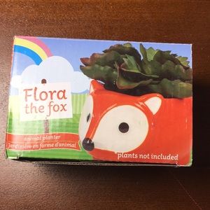 Accents | Flora The Fox Planter | Poshmark